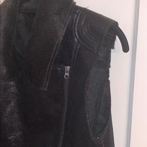 Yoki | Jackets & Coats | Yoki Pleather Black Distressed Sleeveless Vest ...